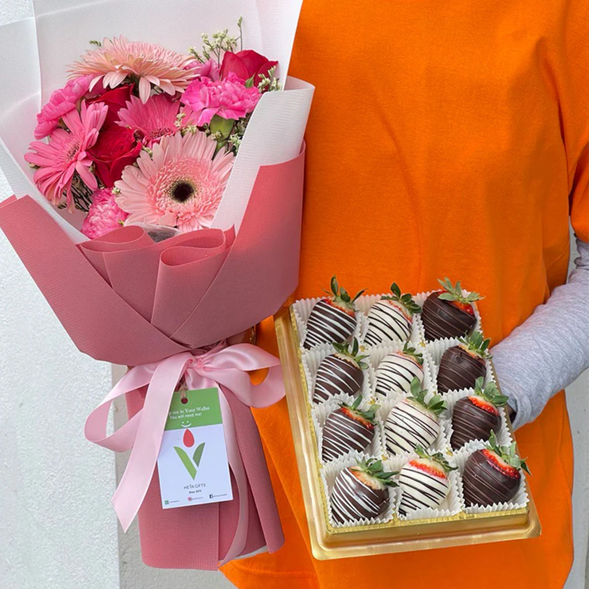 COSMO GIFT SET | Florist Same Day Delivery Klang Valley | Heva Gifts ...
